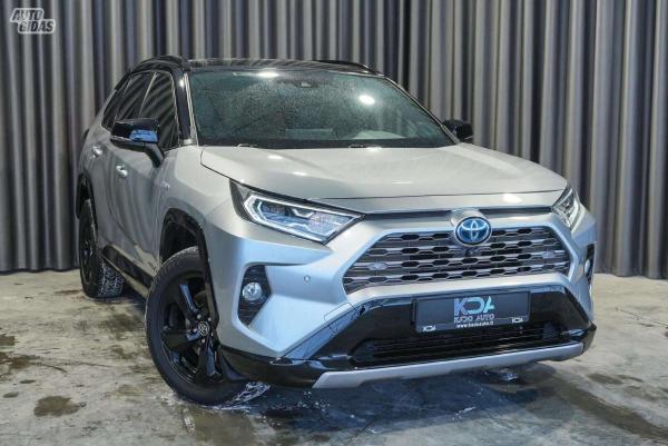 Toyota RAV4 2019 in Marijampole, with an engine capacity of 2.50 L and mileage of 214 thousand km for 23450 €, photo 2 on AUTOMOTO.COM.LV
