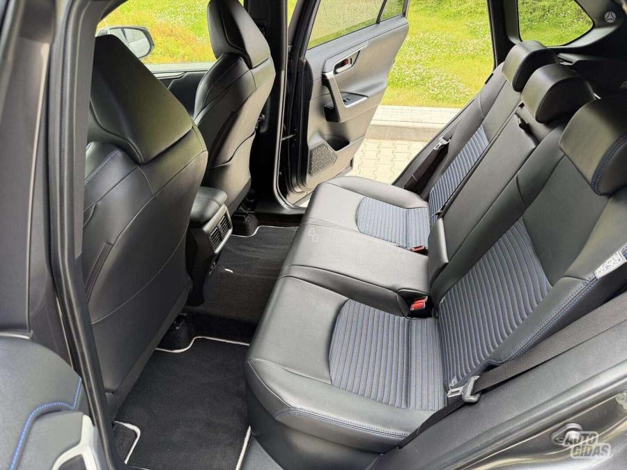 Toyota RAV4 2019 Viļņa, ar dzinēja tilpumu 2.50 L un nobraukumu 42 tūkst. km par 29300 €, foto 21 vietnē AUTOMOTO.COM.LV