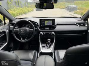 Toyota RAV4 2019 Viļņa, ar dzinēja tilpumu 2.50 L un nobraukumu 42 tūkst. km par 29300 €, foto 28 vietnē AUTOMOTO.COM.LV