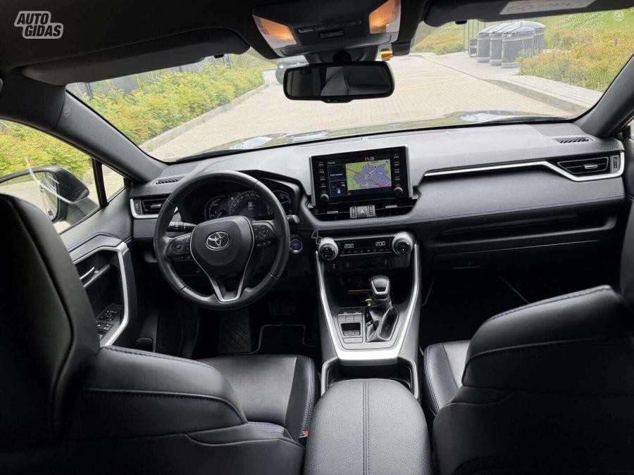 Toyota RAV4 2019 Viļņa, ar dzinēja tilpumu 2.50 L un nobraukumu 42 tūkst. km par 29300 €, foto 29 vietnē AUTOMOTO.COM.LV