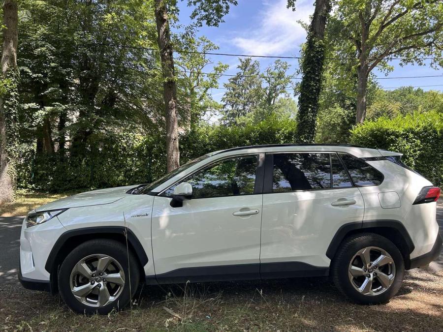 Toyota RAV4 2019 Tauragė, ar dzinēja tilpumu 2.49 L un nobraukumu 289 tūkst. km par 17200 €, foto 9 vietnē AUTOMOTO.COM.LV