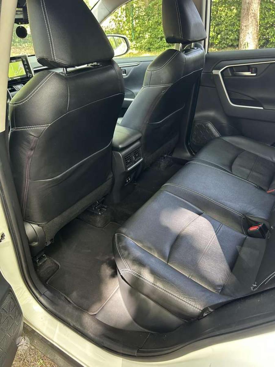 Toyota RAV4 2019 Tauragė, ar dzinēja tilpumu 2.49 L un nobraukumu 289 tūkst. km par 17200 €, foto 21 vietnē AUTOMOTO.COM.LV