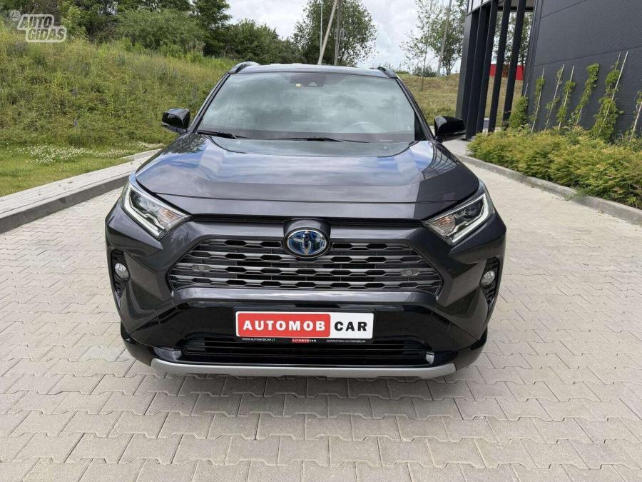 Toyota RAV4 2019 in Vilnius, with an engine capacity of 2.50 L and mileage of 42 thousand km for 29300 €, photo 6 on AUTOMOTO.COM.LV