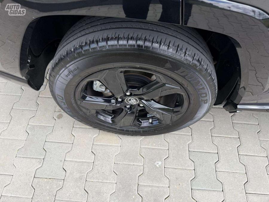 Toyota RAV4 2019 in Vilnius, with an engine capacity of 2.50 L and mileage of 42 thousand km for 29300 €, photo 18 on AUTOMOTO.COM.LV