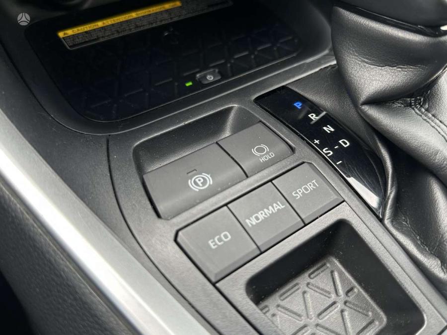 Toyota RAV4 2019 Kauņa, ar dzinēja tilpumu 2.50 L un nobraukumu 125 tūkst. km par 27771 €, foto 30 vietnē AUTOMOTO.COM.LV
