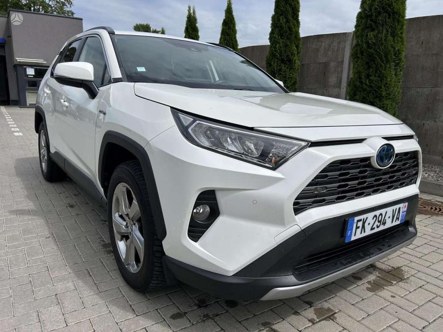 Toyota RAV4 2019 Tauragė, ar dzinēja tilpumu 2.49 L un nobraukumu 249 tūkst. km par 17900 €, foto 3 vietnē AUTOMOTO.COM.LV