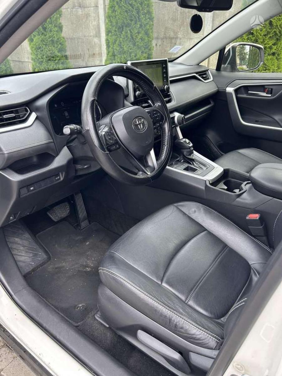 Toyota RAV4 2019 Tauragė, ar dzinēja tilpumu 2.49 L un nobraukumu 249 tūkst. km par 17900 €, foto 14 vietnē AUTOMOTO.COM.LV