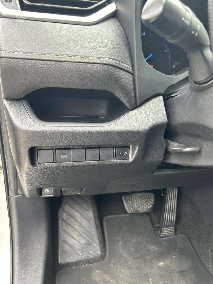 Toyota RAV4 2019 Tauragė, ar dzinēja tilpumu 2.49 L un nobraukumu 249 tūkst. km par 17900 €, foto 22 vietnē AUTOMOTO.COM.LV