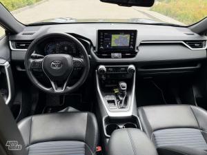 Toyota RAV4 2019 Viļņa, ar dzinēja tilpumu 2.50 L un nobraukumu 42 tūkst. km par 29300 €, foto 24 vietnē AUTOMOTO.COM.LV