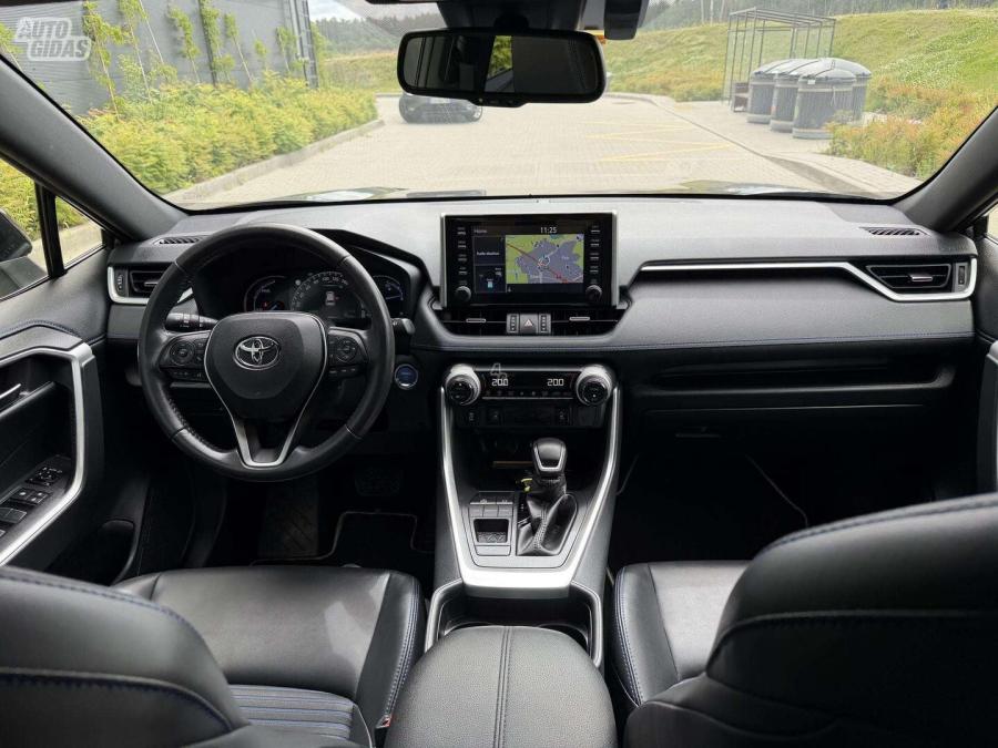 Toyota RAV4 2019 Viļņa, ar dzinēja tilpumu 2.50 L un nobraukumu 42 tūkst. km par 29300 €, foto 28 vietnē AUTOMOTO.COM.LV