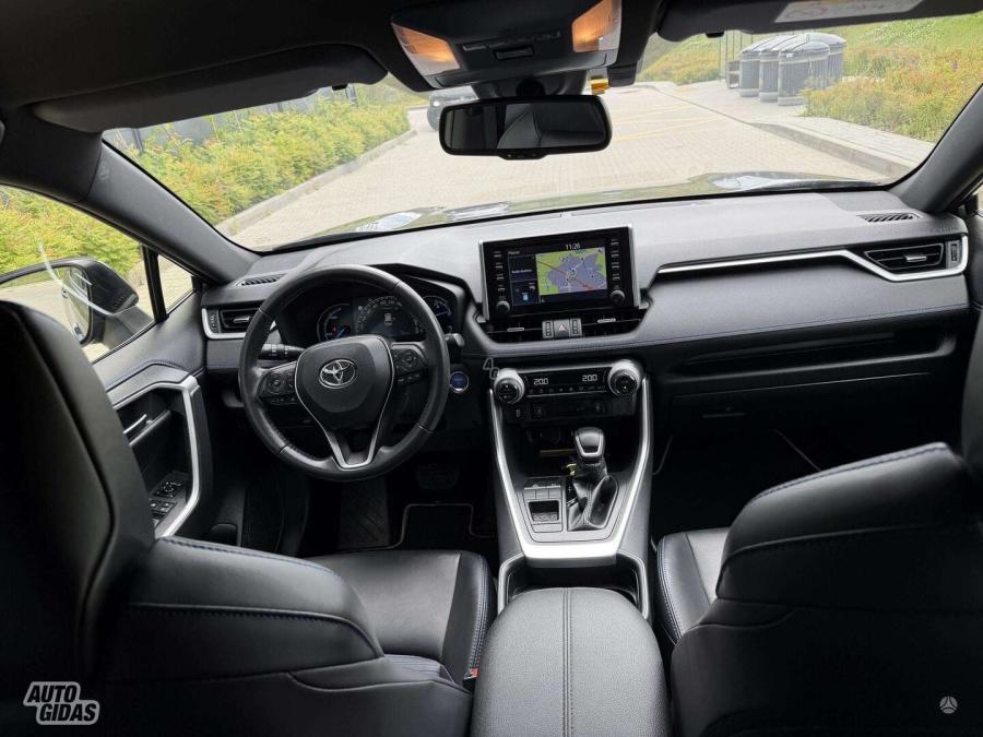 Toyota RAV4 2019 Viļņa, ar dzinēja tilpumu 2.50 L un nobraukumu 42 tūkst. km par 29300 €, foto 29 vietnē AUTOMOTO.COM.LV