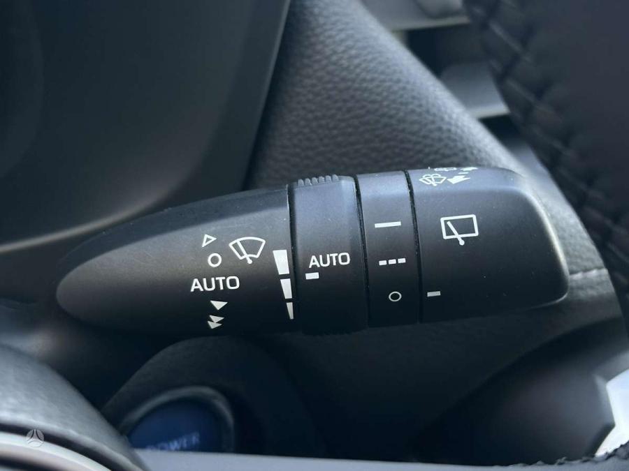 Toyota RAV4 2019 in Kaunas, with an engine capacity of 2.50 L and mileage of 110 thousand km for 24971 €, photo 20 on AUTOMOTO.COM.LV