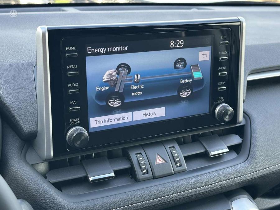 Toyota RAV4 2019 in Kaunas, with an engine capacity of 2.50 L and mileage of 110 thousand km for 24971 €, photo 25 on AUTOMOTO.COM.LV