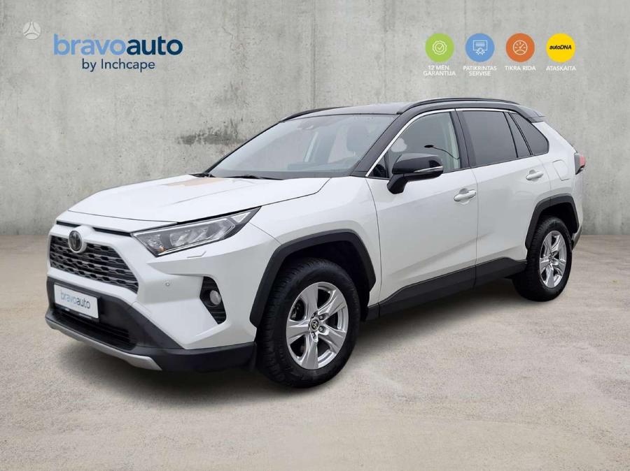 Toyota RAV4 2020 in Klaipeda, with an engine capacity of 2.00 L and mileage of 73 thousand km for 23991 €, photo 1 on AUTOMOTO.COM.LV