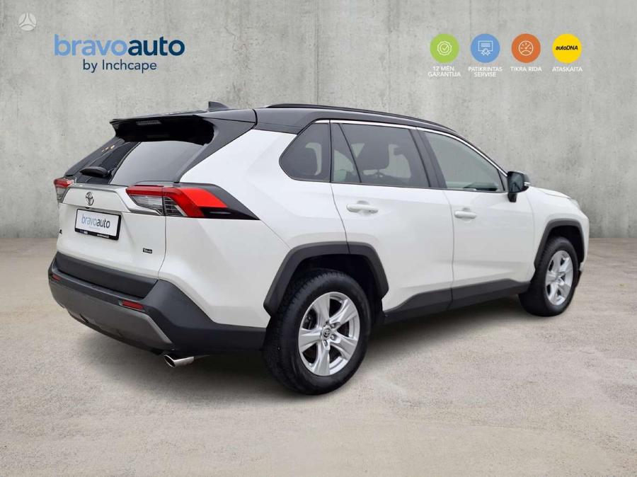 Toyota RAV4 2020 in Klaipeda, with an engine capacity of 2.00 L and mileage of 73 thousand km for 23991 €, photo 5 on AUTOMOTO.COM.LV