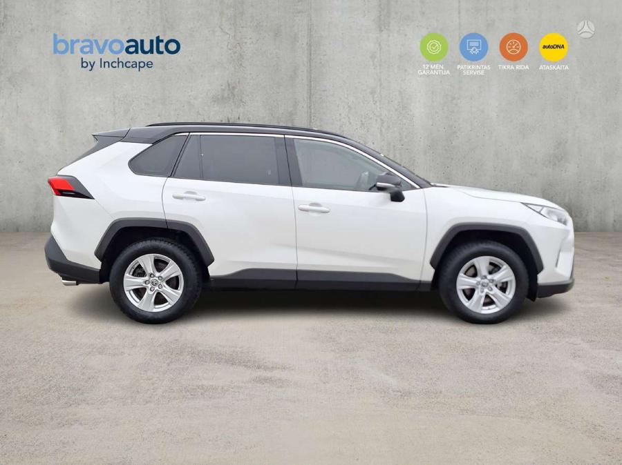 Toyota RAV4 2020 in Klaipeda, with an engine capacity of 2.00 L and mileage of 73 thousand km for 23991 €, photo 6 on AUTOMOTO.COM.LV