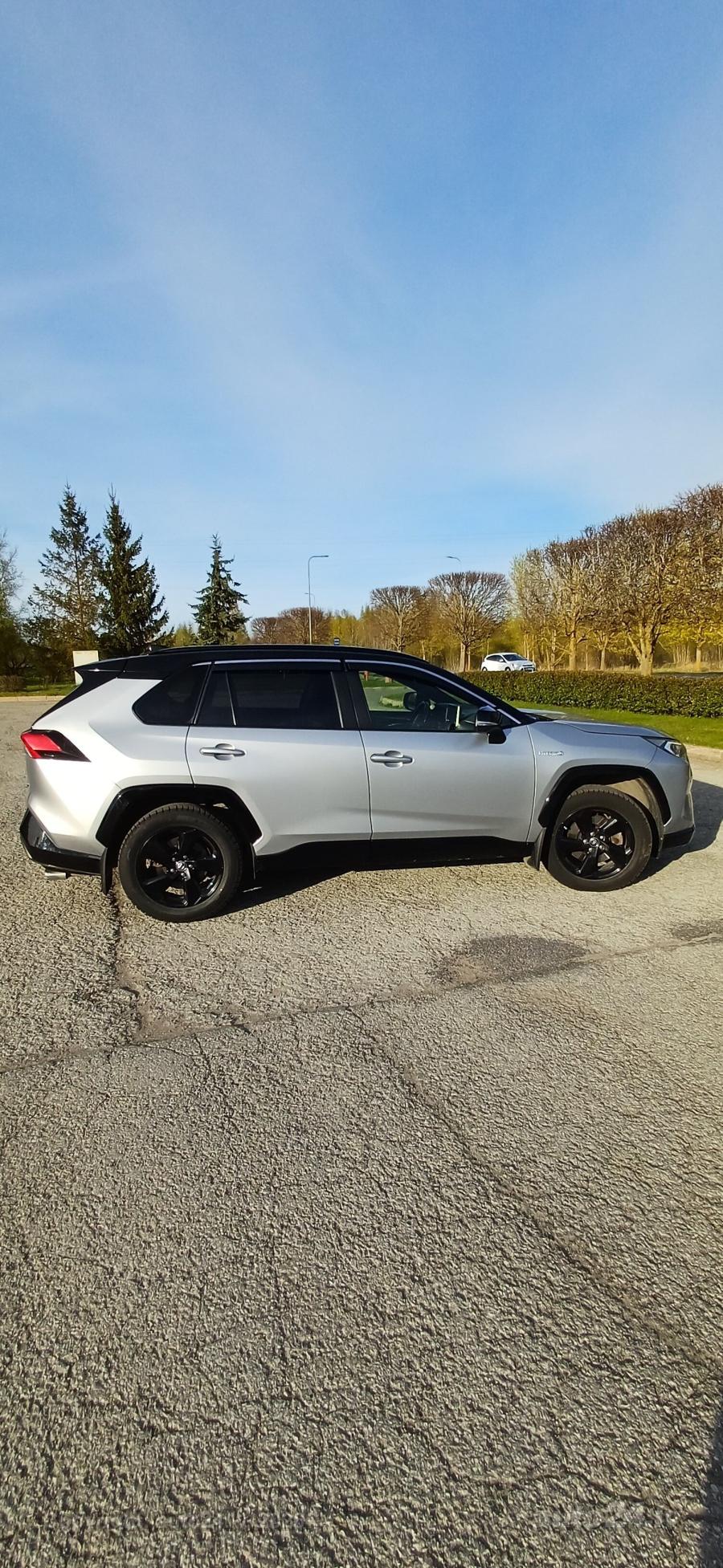 Toyota RAV4 2020 Tallina, ar dzinēja tilpumu 2.50 L un nobraukumu 78 tūkst. km par 29500 €, foto 4 vietnē AUTOMOTO.COM.LV