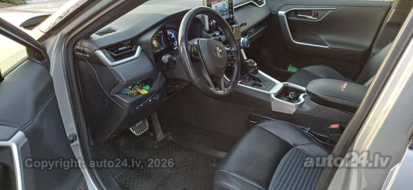 Toyota RAV4 2020 Tallina, ar dzinēja tilpumu 2.50 L un nobraukumu 78 tūkst. km par 29500 €, foto 4 vietnē AUTOMOTO.COM.LV