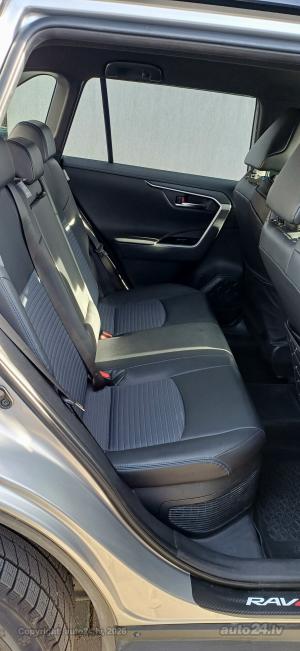 Toyota RAV4 2020 Tallina, ar dzinēja tilpumu 2.50 L un nobraukumu 78 tūkst. km par 29500 €, foto 8 vietnē AUTOMOTO.COM.LV