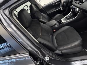 Toyota RAV4 2020 in Vilnius, with an engine capacity of 2.49 L and mileage of 68 thousand km for 26900 €, photo 6 on AUTOMOTO.COM.LV