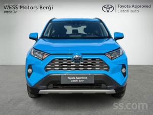 Toyota RAV4 2020 in Riga, with an engine capacity of 2.50 L and mileage of 132 thousand km for 24990 €, photo 6 on AUTOMOTO.COM.LV