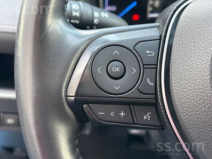 Toyota RAV4 2020 in Riga, with an engine capacity of 2.50 L and mileage of 132 thousand km for 24990 €, photo 16 on AUTOMOTO.COM.LV