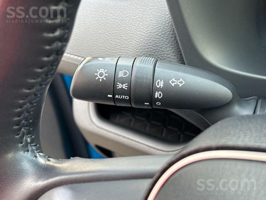 Toyota RAV4 2020 in Riga, with an engine capacity of 2.50 L and mileage of 132 thousand km for 24990 €, photo 18 on AUTOMOTO.COM.LV