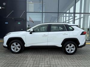 Toyota RAV4 2020 in Vilnius, with an engine capacity of 2.49 L and mileage of 84 thousand km for 24777 €, photo 4 on AUTOMOTO.COM.LV