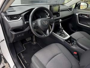 Toyota RAV4 2020 in Vilnius, with an engine capacity of 2.49 L and mileage of 84 thousand km for 24777 €, photo 10 on AUTOMOTO.COM.LV