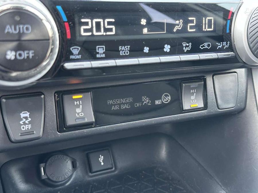 Тойота РАВ 4 2020 в Каунас, объемом двигателя 2.50 л и пробегом 156 тыс. км за 26972 €, фото 29 на AUTOMOTO.COM.LV