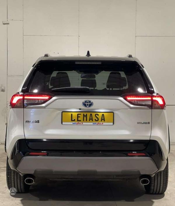 Toyota RAV4 2020 in Klaipeda, with an engine capacity of 0.00 L and mileage of 168 thousand km for 23999 €, photo 2 on AUTOMOTO.COM.LV