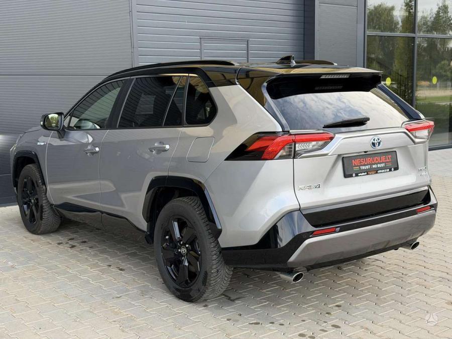 Тойота РАВ 4 2020 в Вильнюс, объемом двигателя 2.49 л и пробегом 100 тыс. км за 30555 €, фото 4 на AUTOMOTO.COM.LV