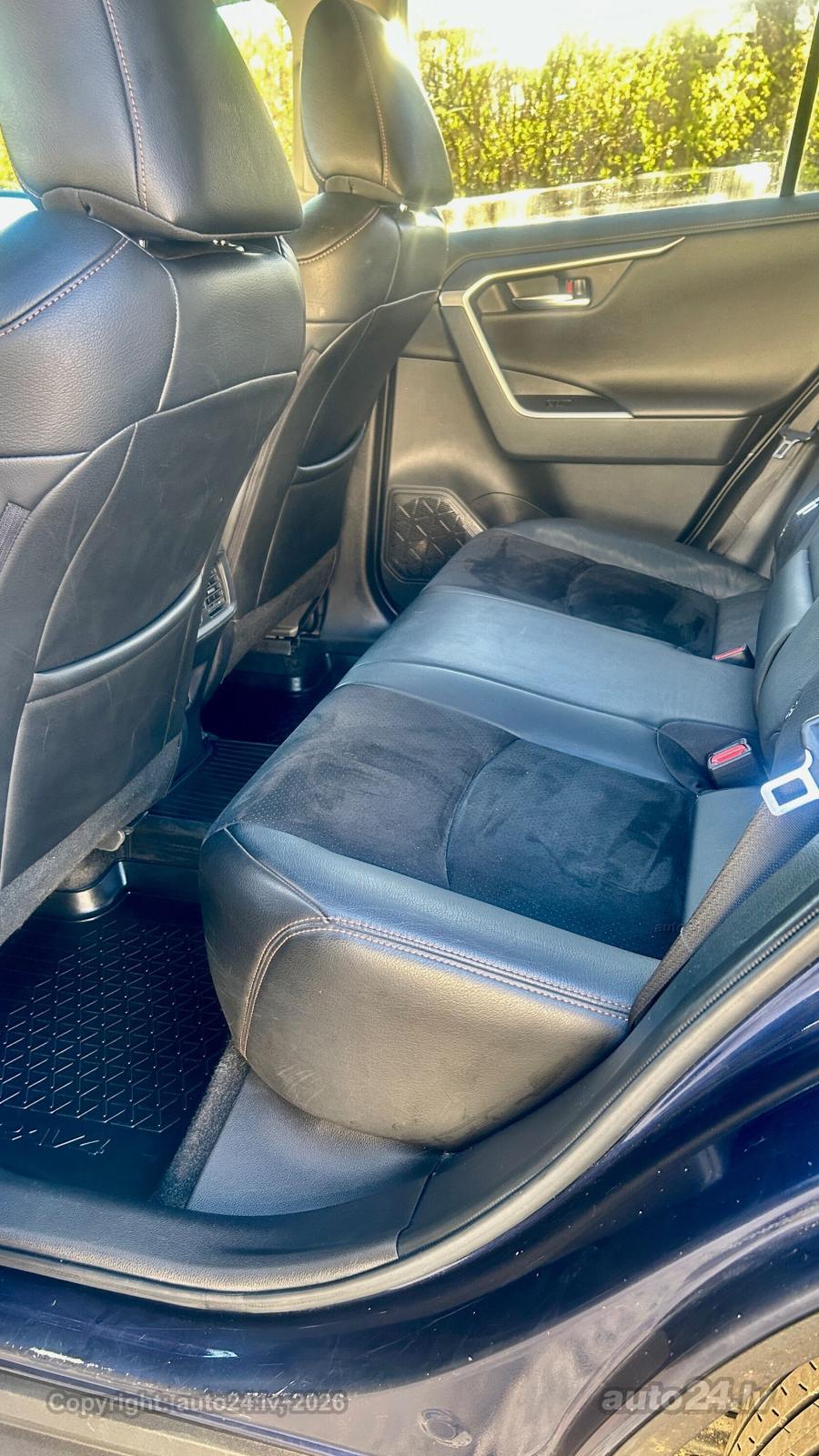 Toyota RAV4 2021 in Tallinn, with an engine capacity of 2.00 L and mileage of 67 thousand km for 27333 €, photo 9 on AUTOMOTO.COM.LV