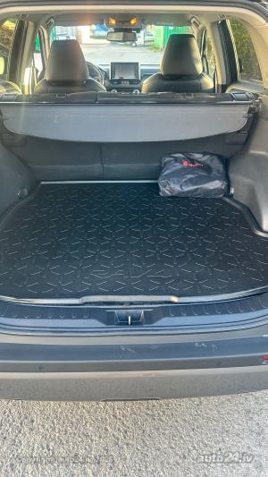 Toyota RAV4 2021 in Tallinn, with an engine capacity of 2.00 L and mileage of 67 thousand km for 27333 €, photo 10 on AUTOMOTO.COM.LV