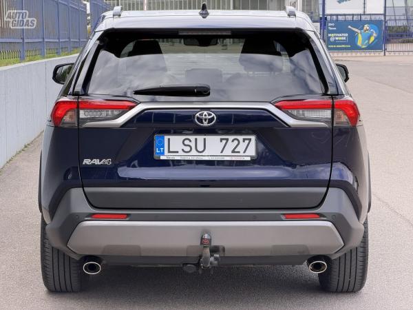Toyota RAV4 2021 in Vilnius, with an engine capacity of 2.00 L and mileage of 71 thousand km for 31500 €, photo 3 on AUTOMOTO.COM.LV