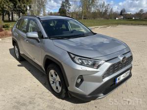 Toyota RAV4 2021 Ogre, ar dzinēja tilpumu 2.00 L un nobraukumu 105 tūkst. km par 22900 €, foto 3 vietnē AUTOMOTO.COM.LV