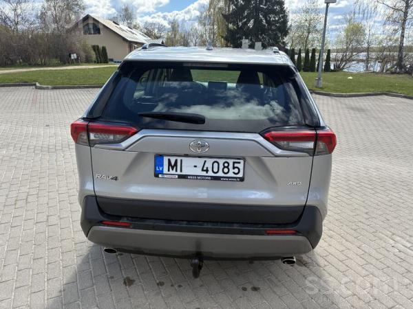 Toyota RAV4 2021 Ogre, ar dzinēja tilpumu 2.00 L un nobraukumu 105 tūkst. km par 22900 €, foto 7 vietnē AUTOMOTO.COM.LV