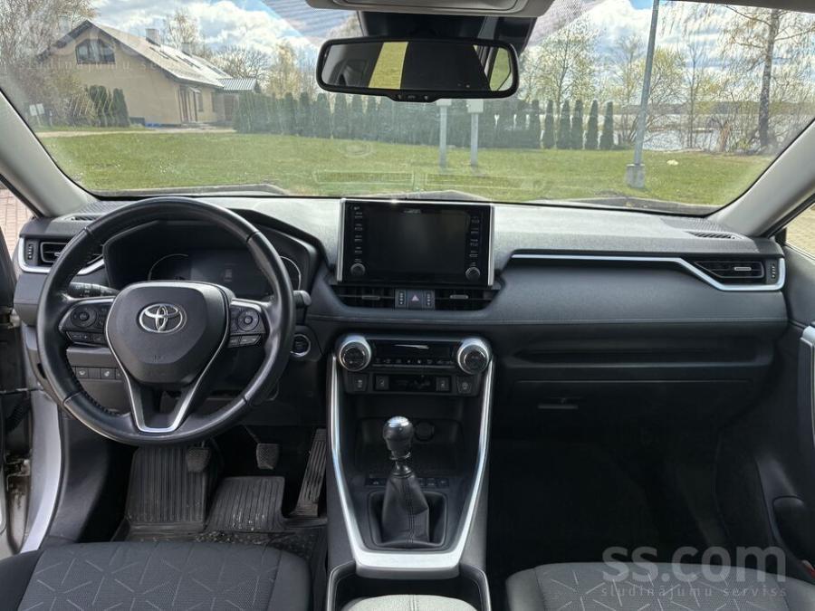 Toyota RAV4 2021 Ogre, ar dzinēja tilpumu 2.00 L un nobraukumu 105 tūkst. km par 22900 €, foto 10 vietnē AUTOMOTO.COM.LV