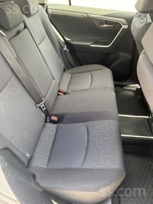 Toyota RAV4 2021 Ogre, ar dzinēja tilpumu 2.00 L un nobraukumu 105 tūkst. km par 22900 €, foto 13 vietnē AUTOMOTO.COM.LV