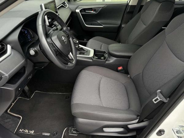 Toyota RAV4 2021 in Vilnius, with an engine capacity of 2.49 L and mileage of 137 thousand km for 23888 €, photo 10 on AUTOMOTO.COM.LV