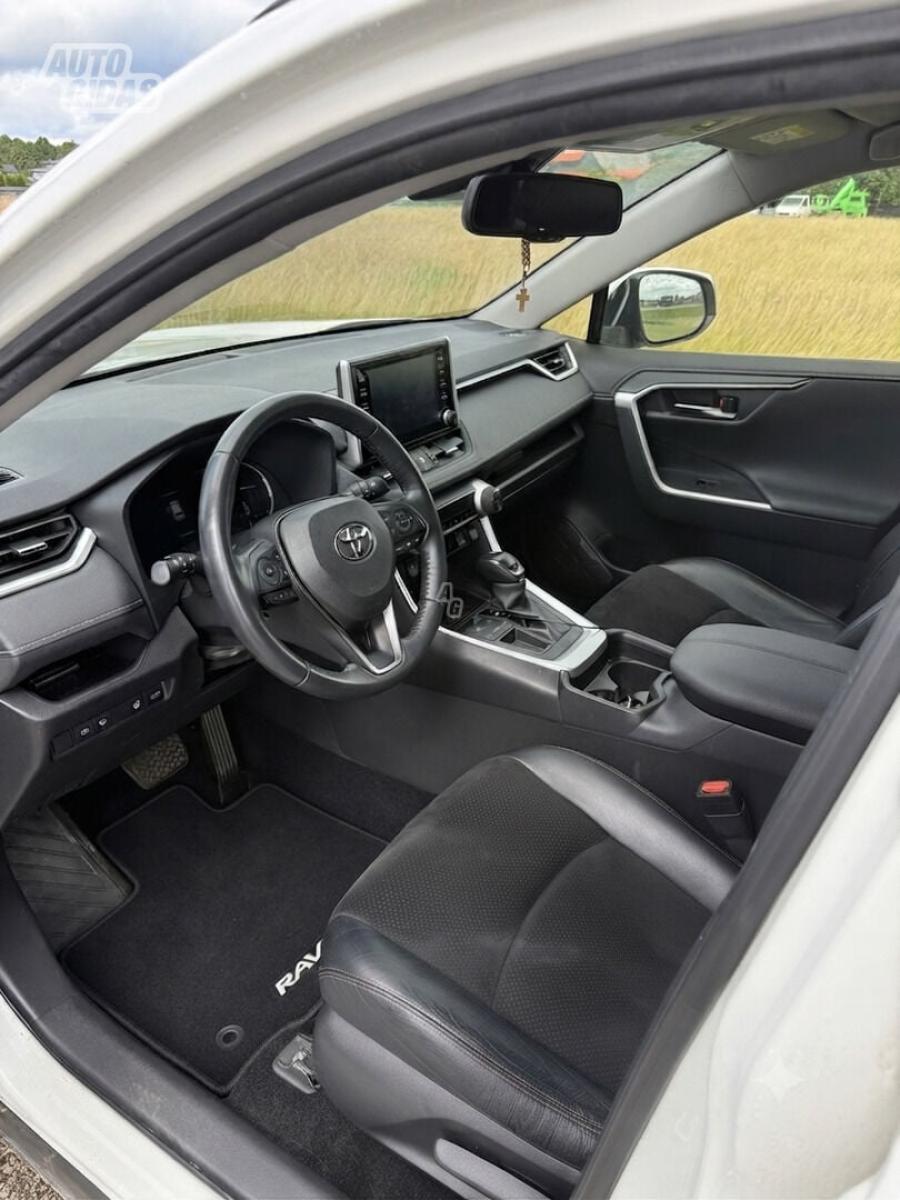 Toyota RAV4 2021 Kretinga, ar dzinēja tilpumu 2.00 L un nobraukumu 99 tūkst. km par 23500 €, foto 6 vietnē AUTOMOTO.COM.LV