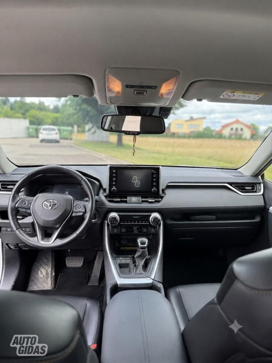 Toyota RAV4 2021 Kretinga, ar dzinēja tilpumu 2.00 L un nobraukumu 99 tūkst. km par 23500 €, foto 8 vietnē AUTOMOTO.COM.LV