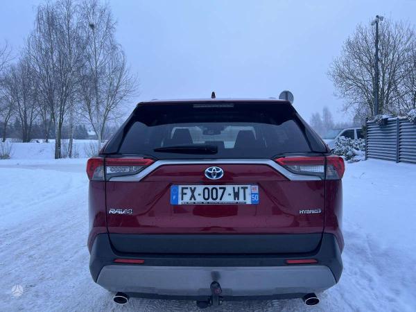 Toyota RAV4 2022 in Kaunas, with an engine capacity of 2.49 L and mileage of 180 thousand km for 20500 €, photo 10 on AUTOMOTO.COM.LV