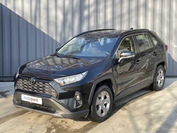 Toyota RAV4 2022 Viļņa, ar dzinēja tilpumu 1.99 L un nobraukumu 136 tūkst. km par 23900 €, foto 1 vietnē AUTOMOTO.COM.LV