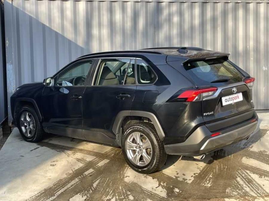 Toyota RAV4 2022 Viļņa, ar dzinēja tilpumu 1.99 L un nobraukumu 136 tūkst. km par 23900 €, foto 4 vietnē AUTOMOTO.COM.LV