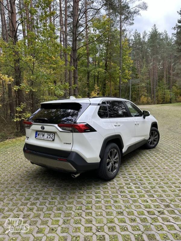 Toyota RAV4 2022 Molėtai, ar dzinēja tilpumu 2.50 L un nobraukumu 94 tūkst. km par 31000 €, foto 3 vietnē AUTOMOTO.COM.LV