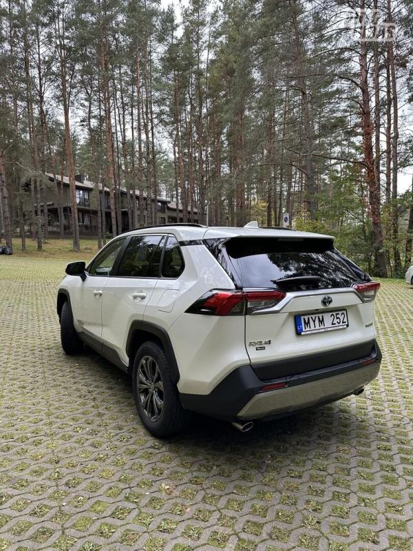 Toyota RAV4 2022 Molėtai, ar dzinēja tilpumu 2.50 L un nobraukumu 94 tūkst. km par 31000 €, foto 4 vietnē AUTOMOTO.COM.LV