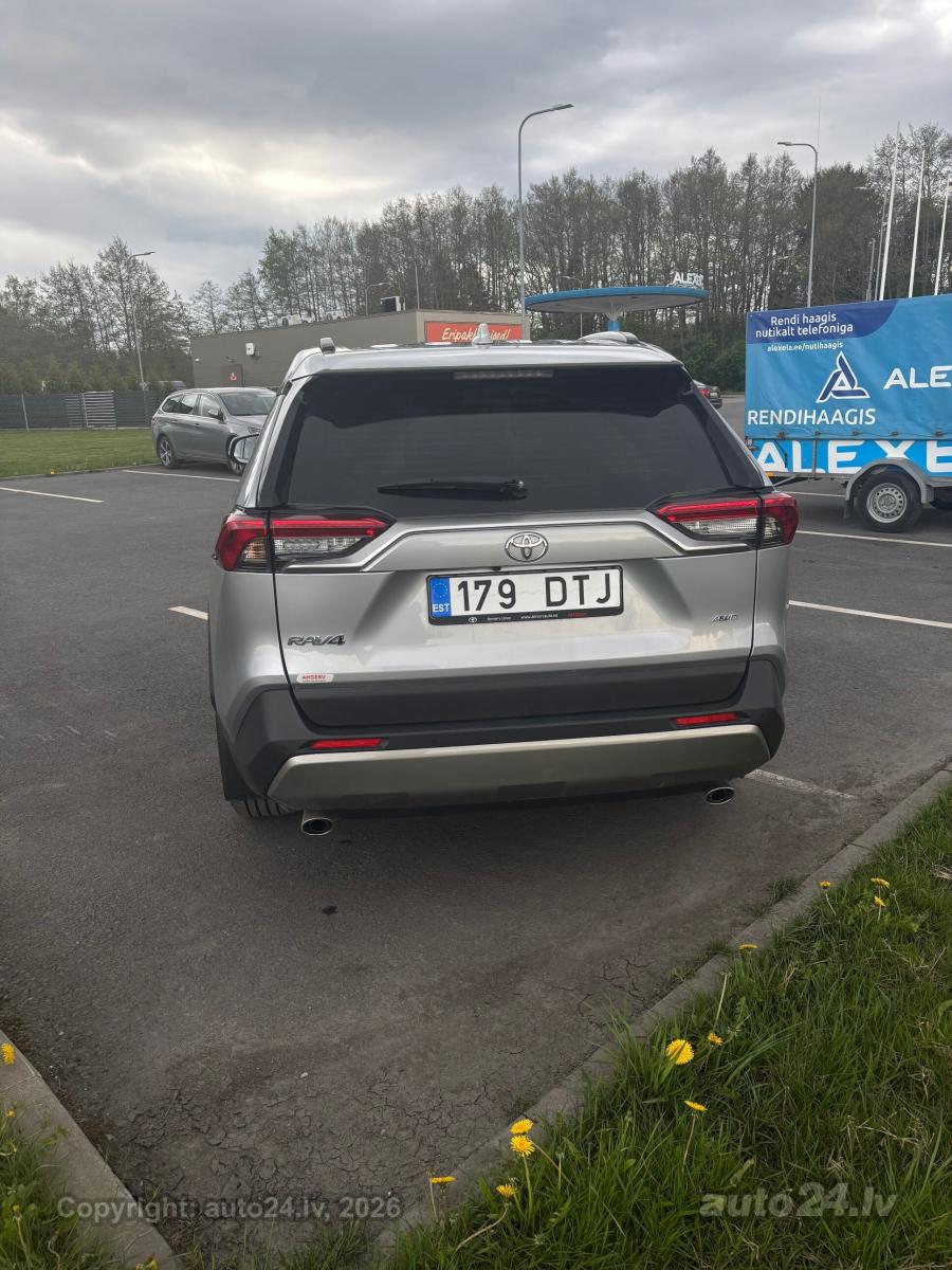 Toyota RAV4 2022 Tallina, ar dzinēja tilpumu 2.00 L un nobraukumu 50 tūkst. km par 28500 €, foto 6 vietnē AUTOMOTO.COM.LV