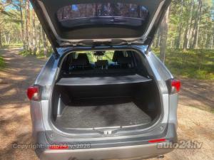 Toyota RAV4 2022 Tallina, ar dzinēja tilpumu 2.00 L un nobraukumu 50 tūkst. km par 28500 €, foto 10 vietnē AUTOMOTO.COM.LV