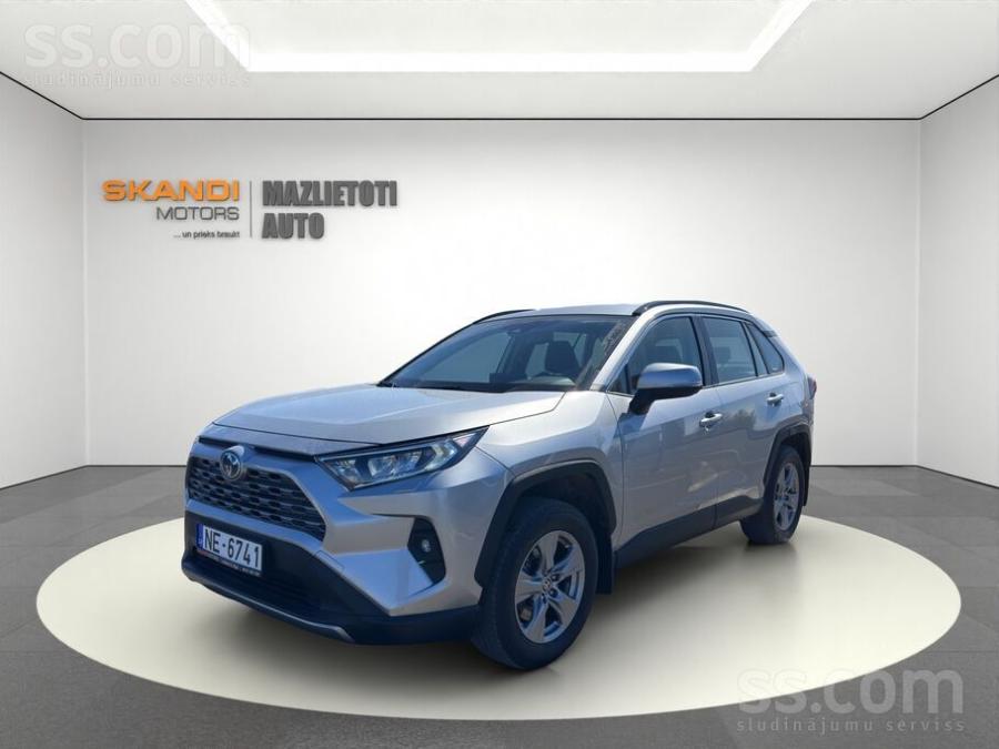 Тойота РАВ 4 2022 в Рига, объемом двигателя 2.50 л и пробегом 112 тыс. км за 27290 €, фото 1 на AUTOMOTO.COM.LV